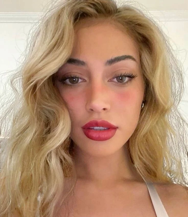 Taura Sax | Magnolia Parks Universe Wiki | Fandom