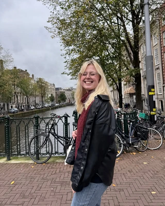 Malou Wiex | Maisie Peters Wiki | Fandom