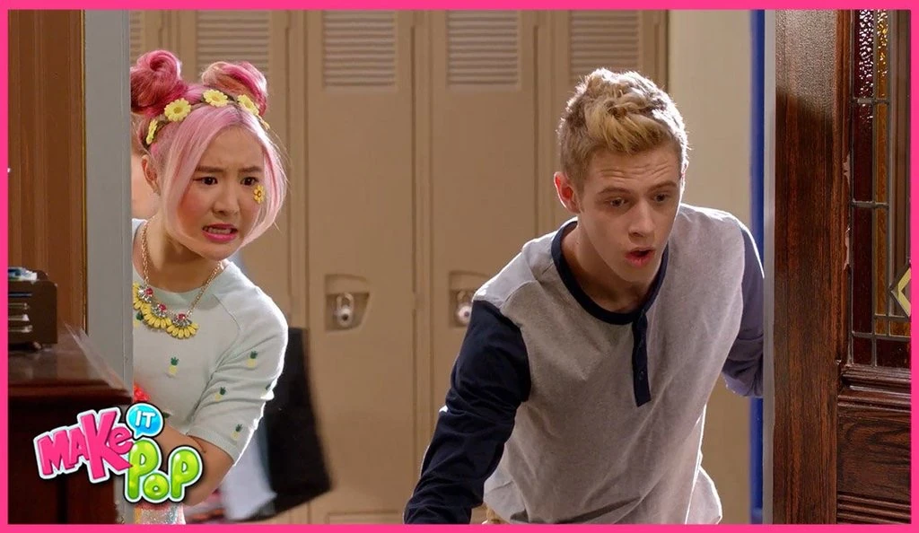 Caleb and Sun Hi | Make It Pop Wiki | Fandom