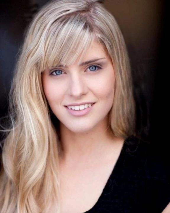 Amy Ruffle | Mako-Einfach Meerjungfrau Wiki | Fandom