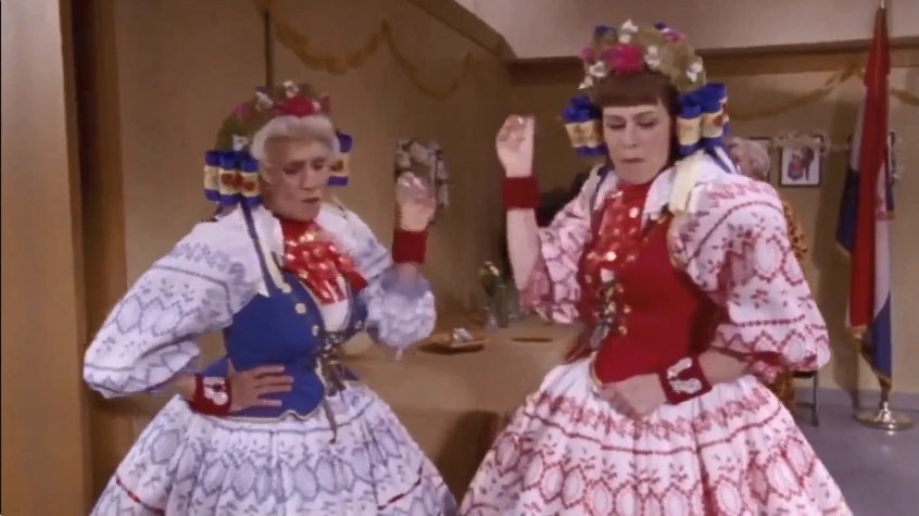 El baile de Ida | Malcolm Wiki | Fandom