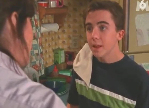 Malcolm se queda callado | Malcolm Wiki | Fandom