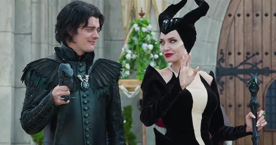 Maleficent Meets Diaval