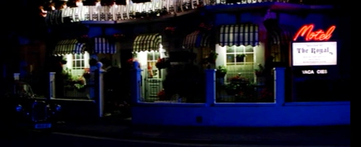 The Royal Motel | Malice In Wonderland - and all things Alice Wiki | Fandom