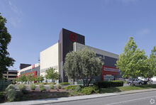 Westfield Oakridge | Malls and Retail Wiki | Fandom