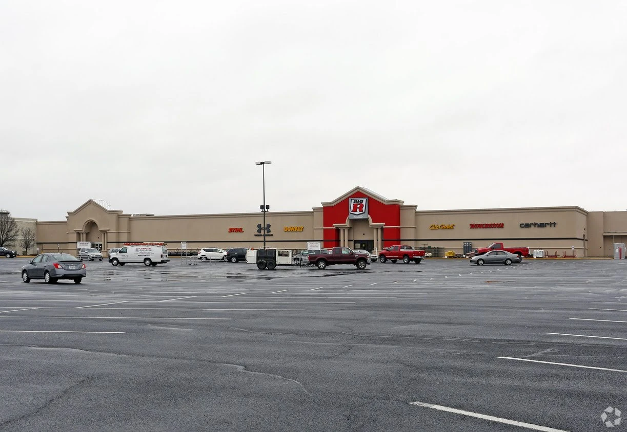 Findlay Village Mall | Malls and Retail Wiki | Fandom