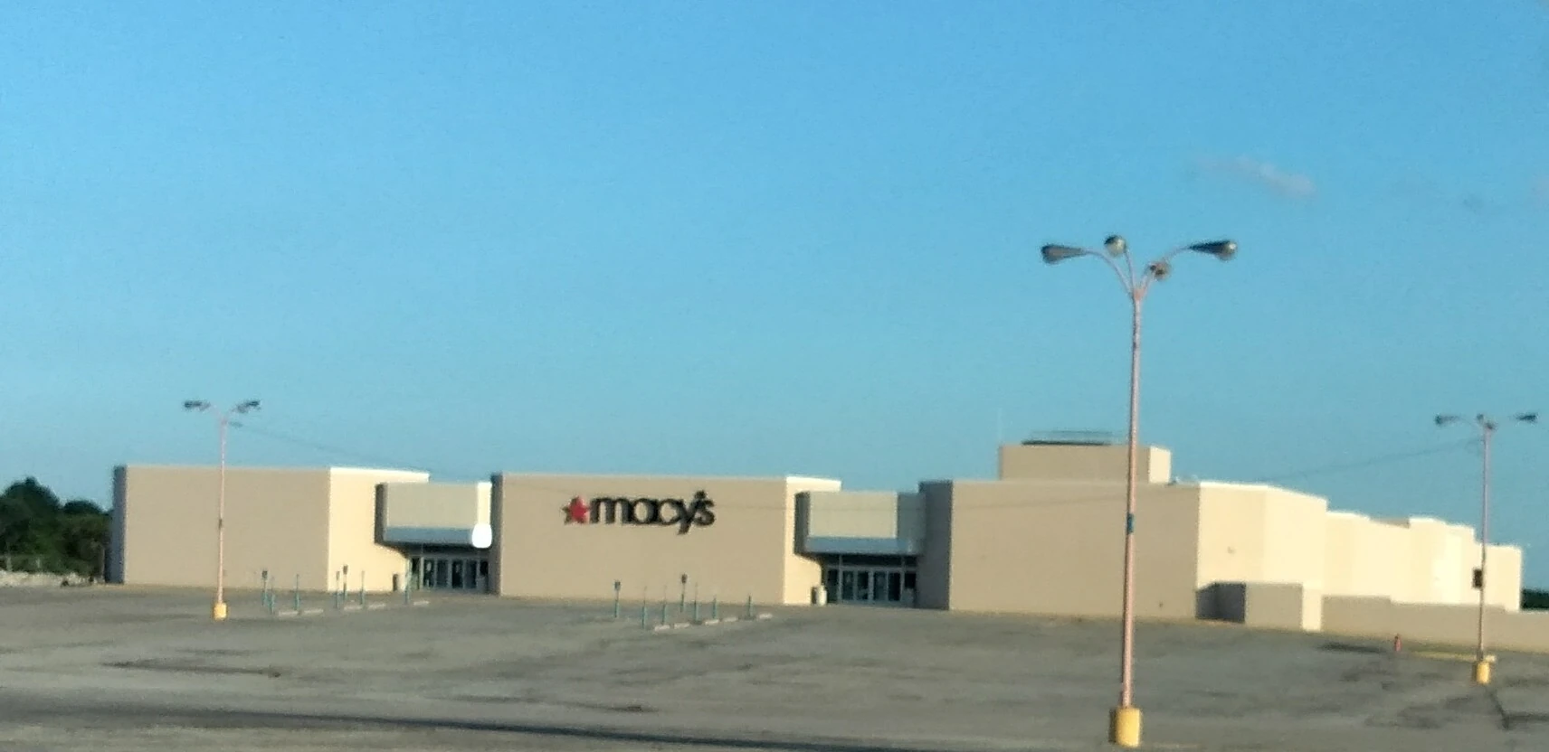 Metro North Mall | Malls and Retail Wiki | Fandom