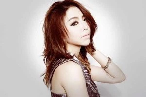 Zani (actrice) | Wiki Manga-encyclopédie | Fandom