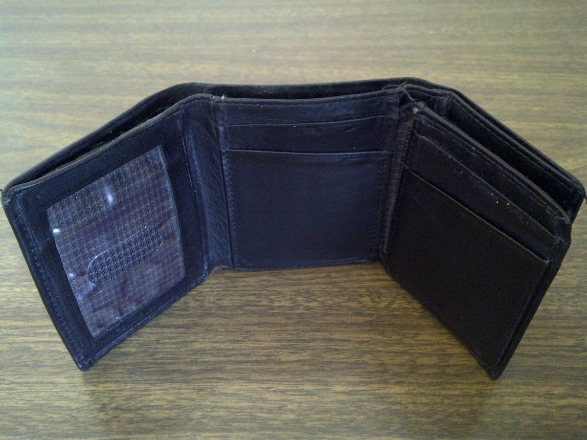 Wallet | Manly Wiki | Fandom