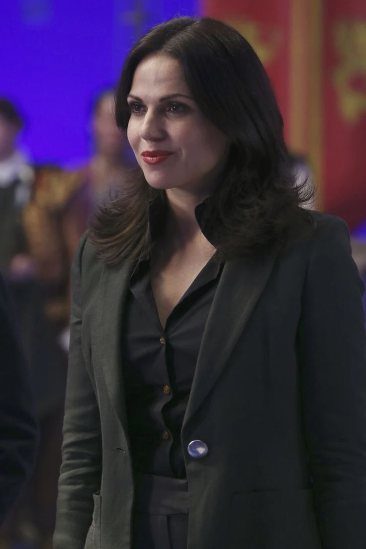 Regina Mills | Mano's AU's Wiki | Fandom