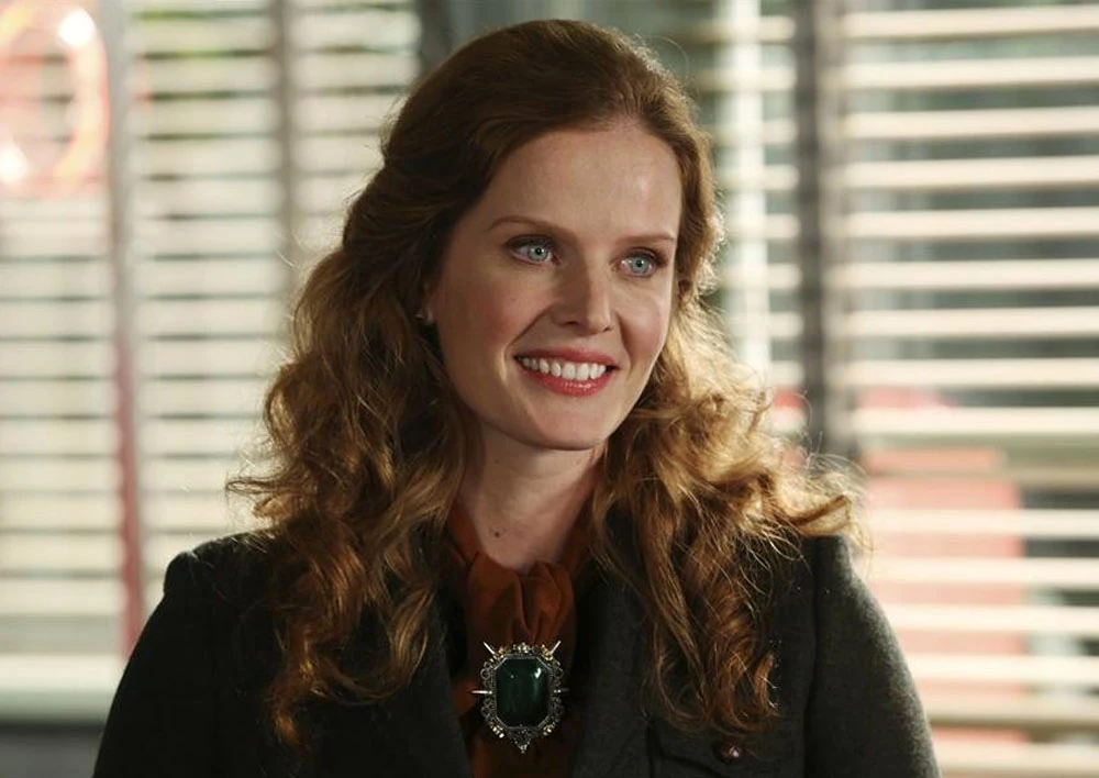Kelly Mills | Manowrites Wiki | Fandom
