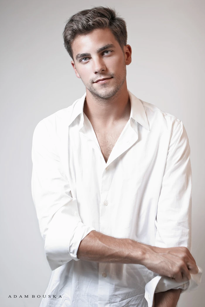 Pierce | Miss Artistas Perfectos Movies Wiki | Fandom