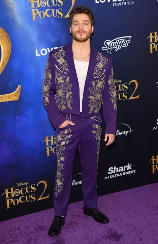 Froy Gutierrez | Miss Artistas Perfectos Movies Wiki | Fandom