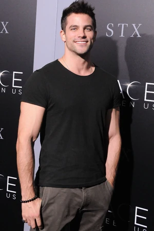 brant daugherty young