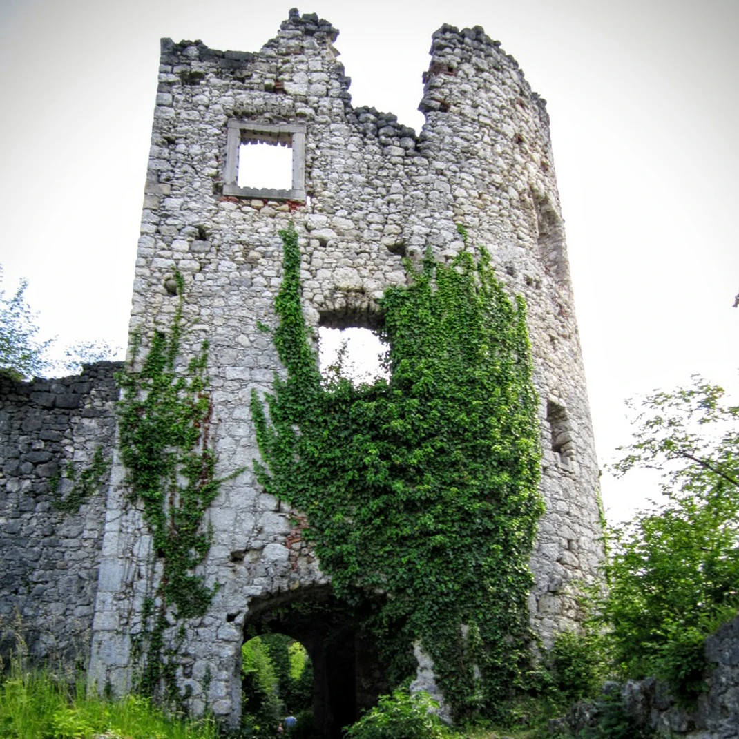 Ruinas del castillo de Phlan | Mar de luna Wiki | Fandom