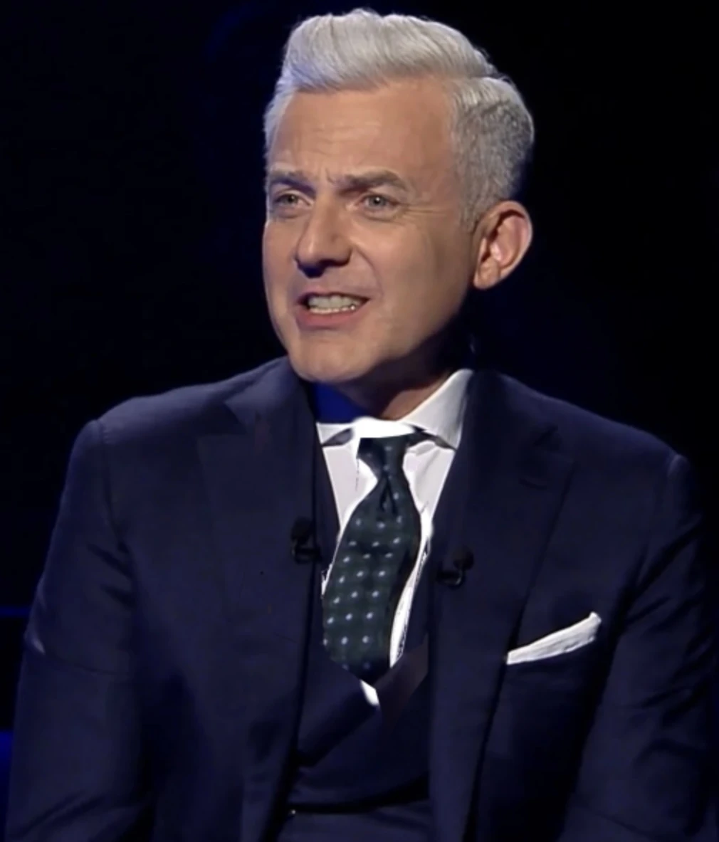 WWTBAM Series 13 (Poland) Episode 144 Outfit and Tie | Marcel Wiki | Fandom
