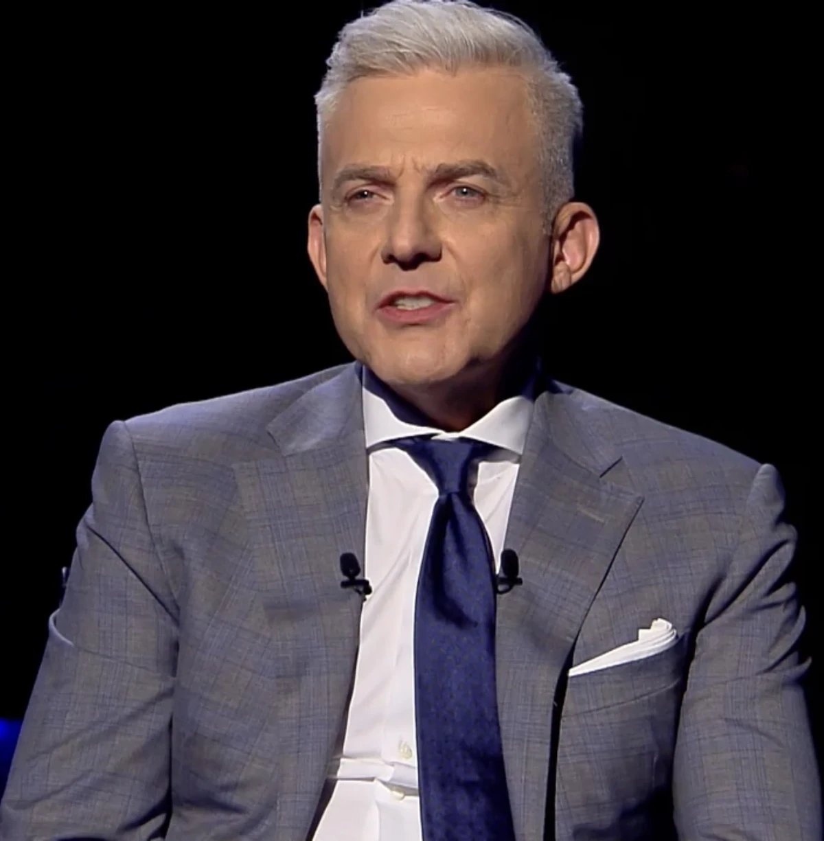 WWTBAM Series 11 (Poland) Episode 1 Outfit and Tie | Marcel Wiki | Fandom