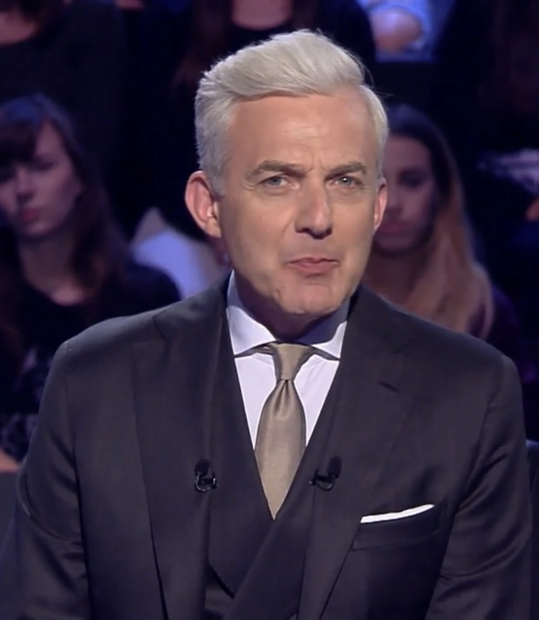 WWTBAM Series 14 (Poland) Episode 196 Outfit and Tie | Marcel Wiki | Fandom