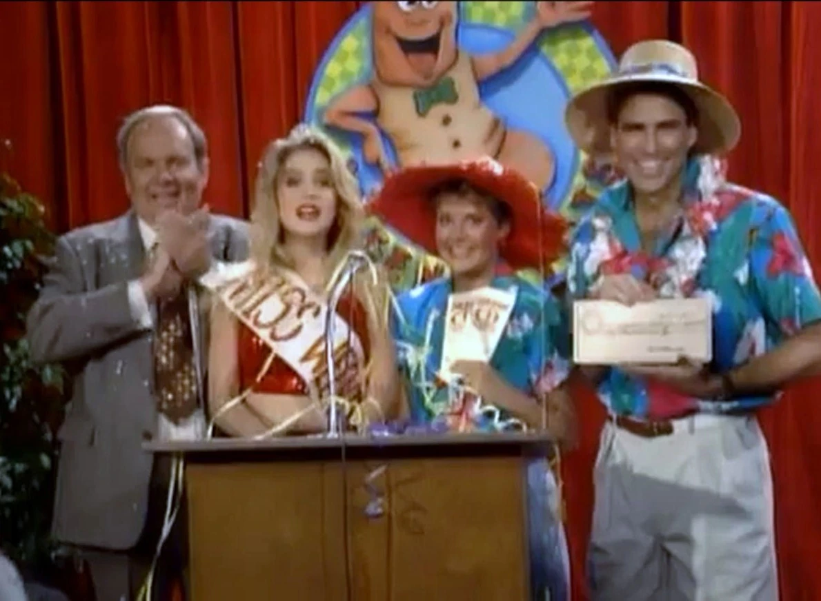 Weenie Tot Lovers and Other Strangers | Married with Children Wiki | Fandom