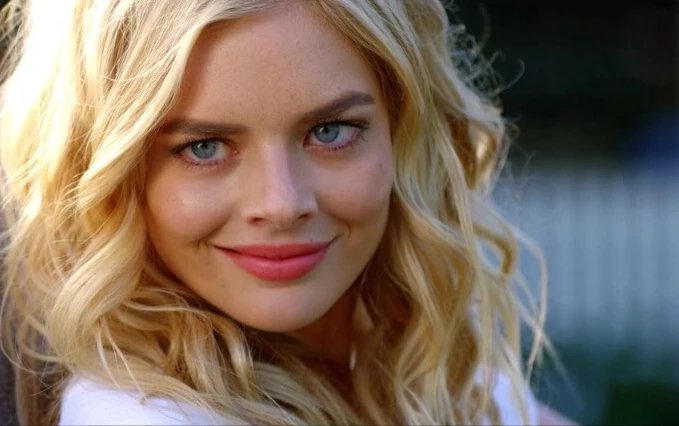 Beatrice | Marvel + DC Crossover Wiki | Fandom