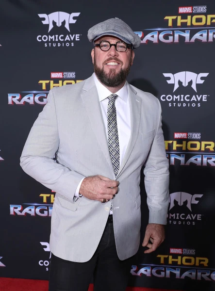 Chris Sullivan | Wiki Marvel Dublagem | Fandom
