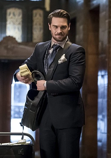 Samuel Scudder (Arrowverse) | DC Database | Fandom