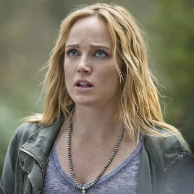 Caity Lotz/Gallery | DC Database | Fandom