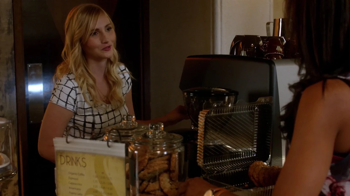 Stacy Conwell (Arrowverse) | DC Database | Fandom