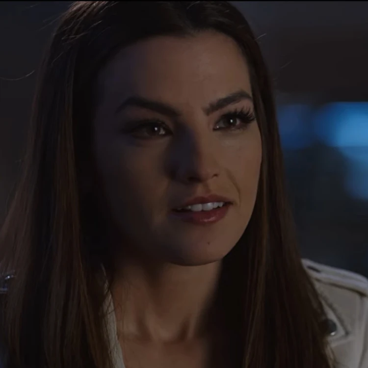 Kayla Compton | DC Database | Fandom