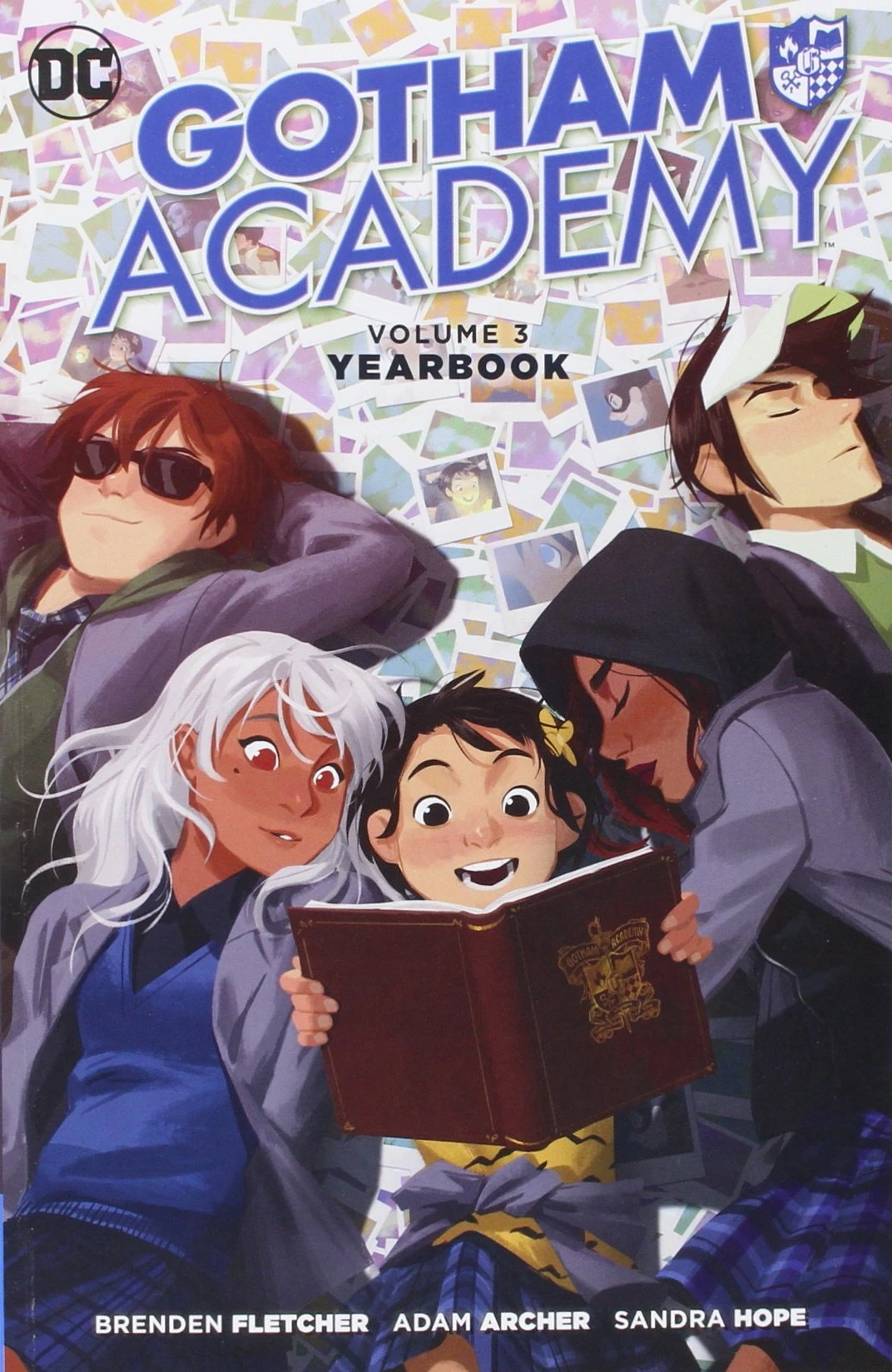 Gotham Academy: Yearbook (Collected) | DC Database | Fandom