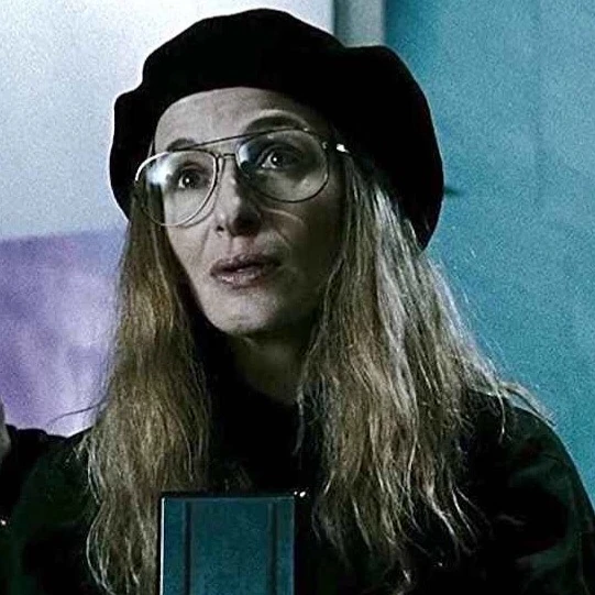 Salli Saffioti | DC Database | Fandom