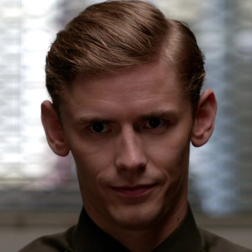 Graeme McComb/Gallery | DC Database | Fandom