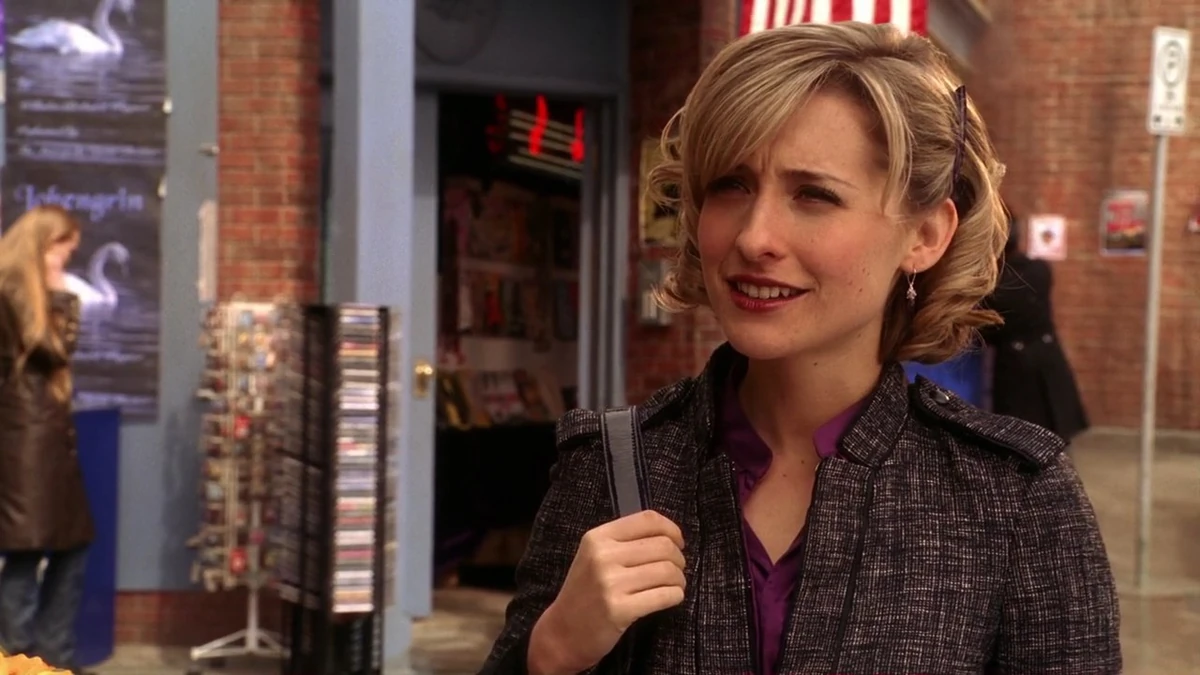 Chloe Sullivan (Smallville: Apocalypse) | DC Database | Fandom