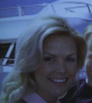 Laura Queen (Smallville) | DC Database | Fandom