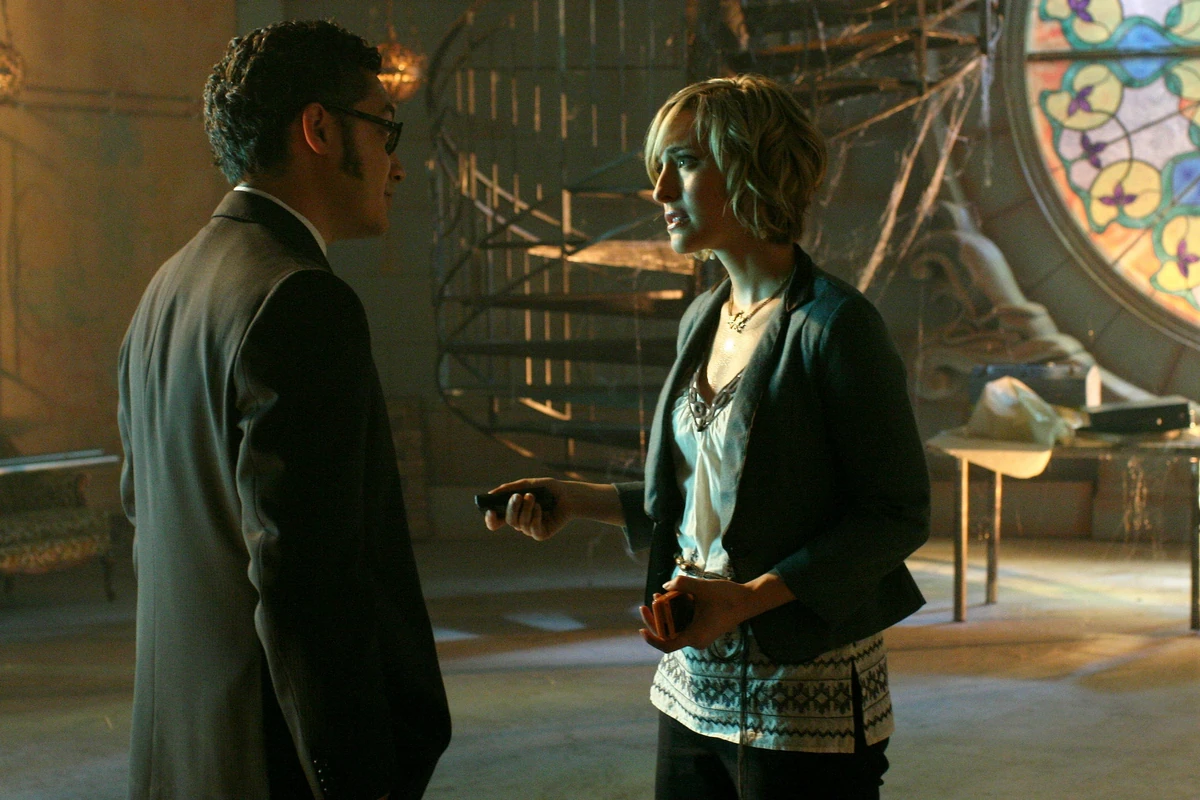 Smallville (TV Series) Episode: Savior | DC Database | Fandom