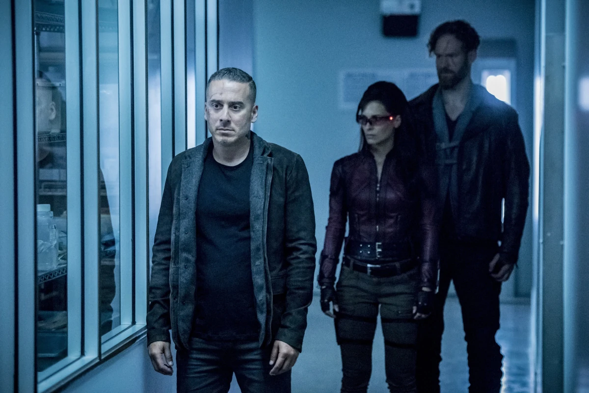 Longbow Hunters (Arrowverse) | DC Database | Fandom