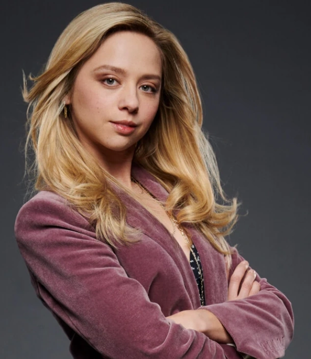 Stephanie Brown (Gotham Knights TV Series)/Gallery | DC Database | Fandom