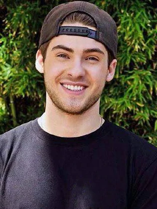 Richard Grayson | Marvel/DC Fan Fic Wiki | Fandom