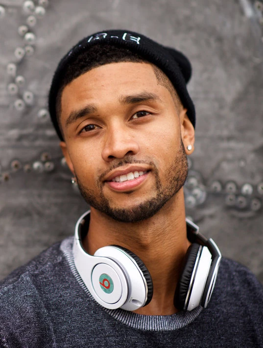 Di Alo | Marvel Cinematic Universe Wiki | Fandom