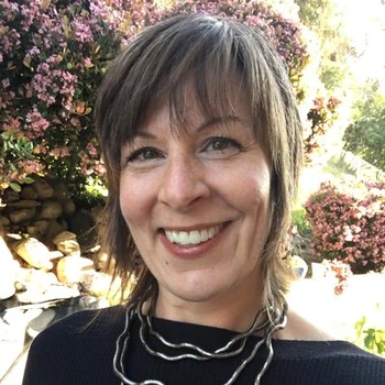 Elizabeth Thinnes | Marvel Cinematic Universe Wiki | Fandom