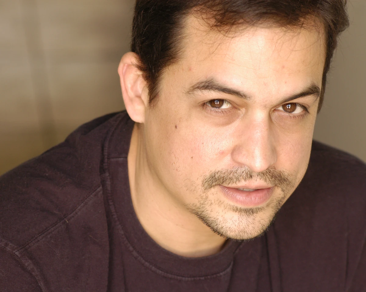 Mike Mayhew | Marvel Database | Fandom