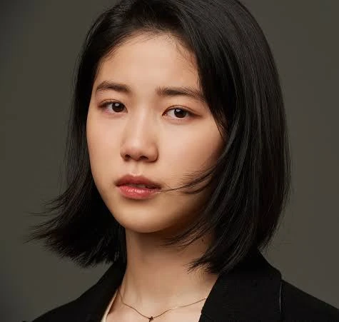 Lee Re | MarvelFanMadeCover Wiki | Fandom