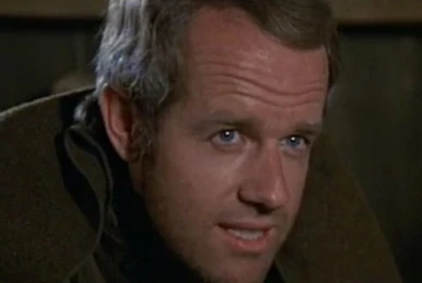 gary burghoff withered hand