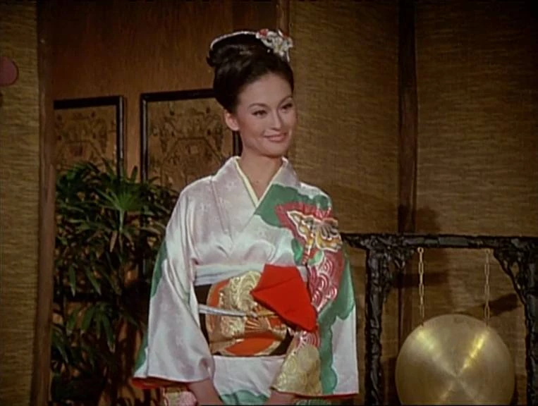 Betty Lou | Monster M*A*S*H | Fandom