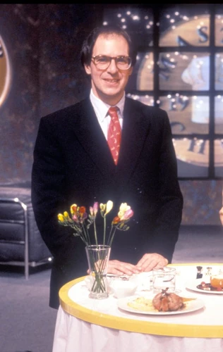 Loyd Grossman | MasterChef Wiki | Fandom