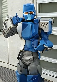 Maxi | Maswartz Powerverse Wiki | Fandom