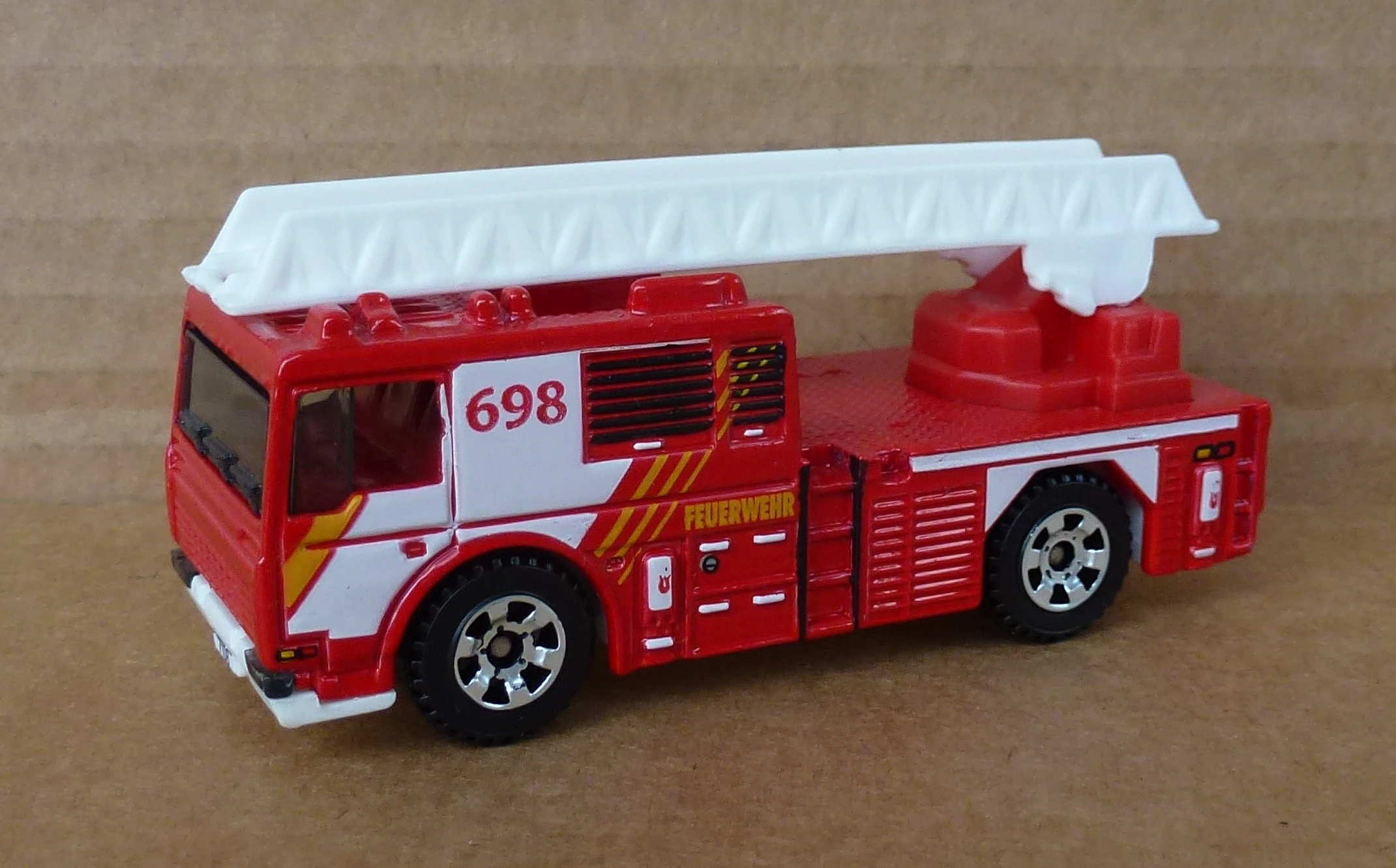 sparklebox fire engine