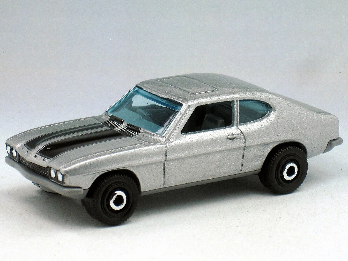 Ford Capri Target Exclusive Vs Survivor 70's Matchbox Capri, 49% OFF