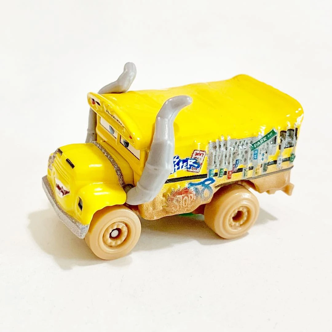 Mini Racers Muddy Miss Fritter | Pixar Cars Die-casts Wiki | Fandom