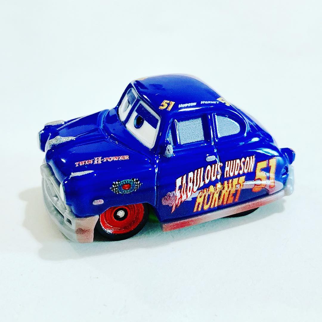 Mini Racers Dirt Track Fabulous Hudson Hornet | Pixar Cars Die-casts ...